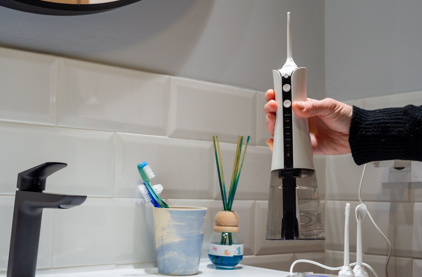 How to Floss Your Back Teeth: A Step-By-Step Guide